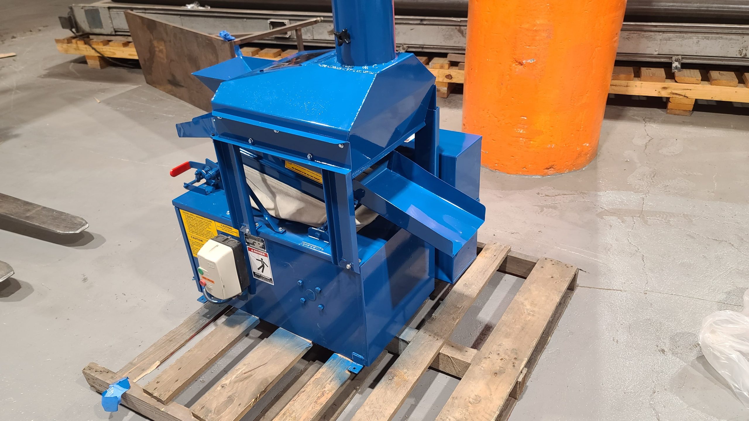 Used C1 Air Separation Table—1,000 lbs/hr Throughput - Cable Management